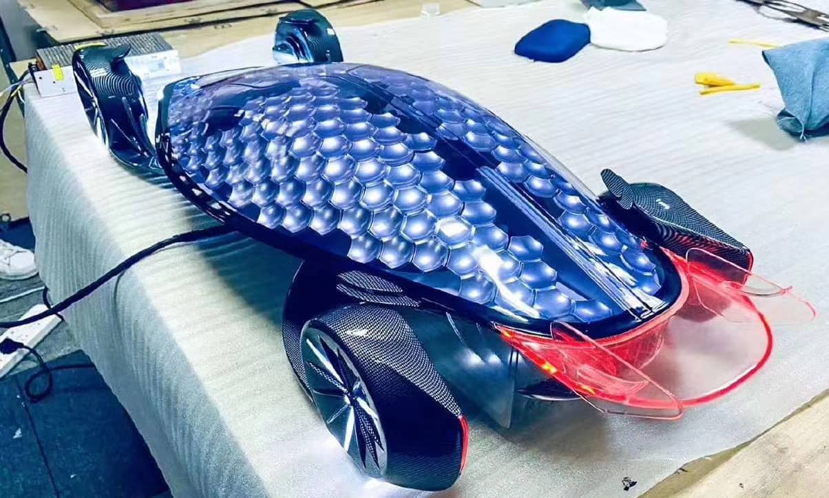 SLA 3D Printed Futuristic Car Model as Graduation Project - FacFox