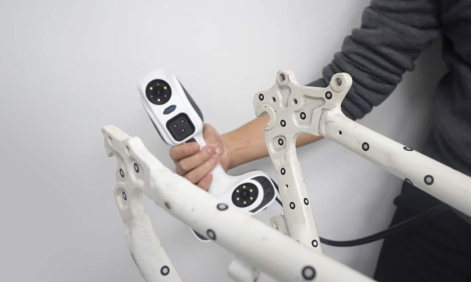 3D Scan of BMW Bike Rack with Handheld 3D Scanner - FacFox