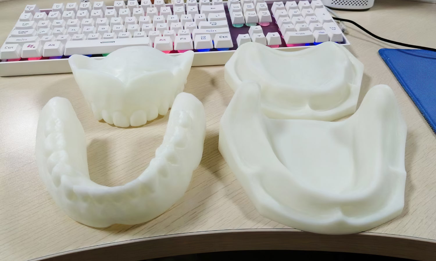 SLA 3D Printed White Resin Teeth Models - FacFox