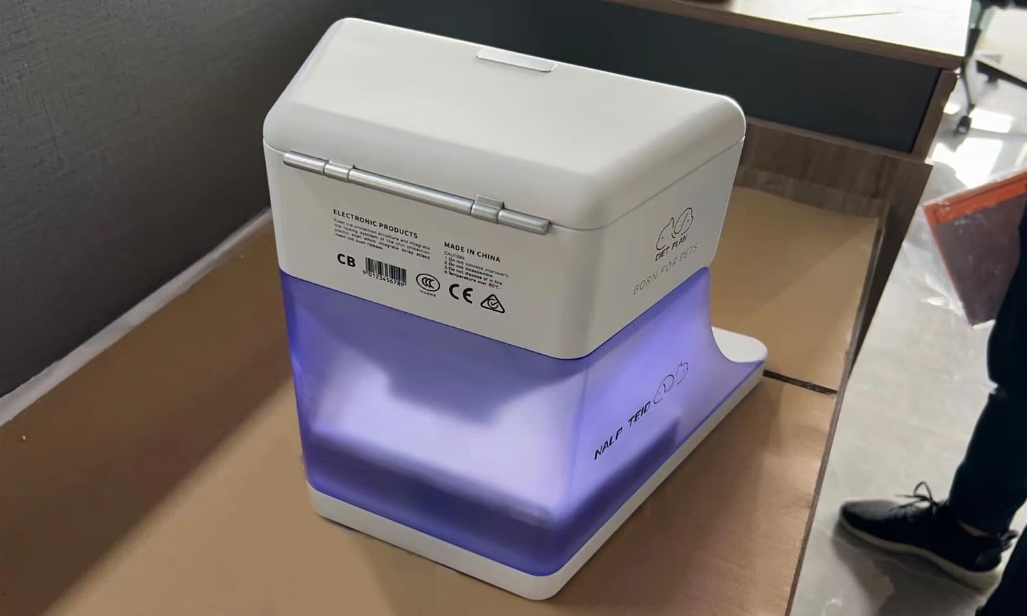 SLA 3D Printed Automatic Pet Feeder Resin Prototype - FacFox