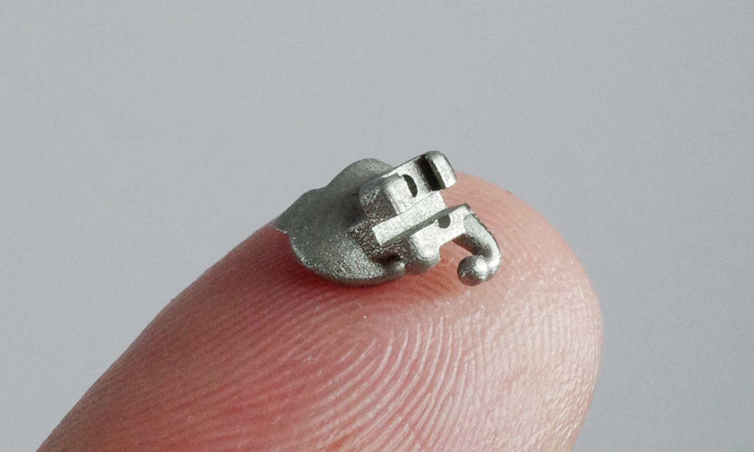 LPBF 3D Printed SS316L Orthodontic Bracket Rapid Prototyping - FacFox